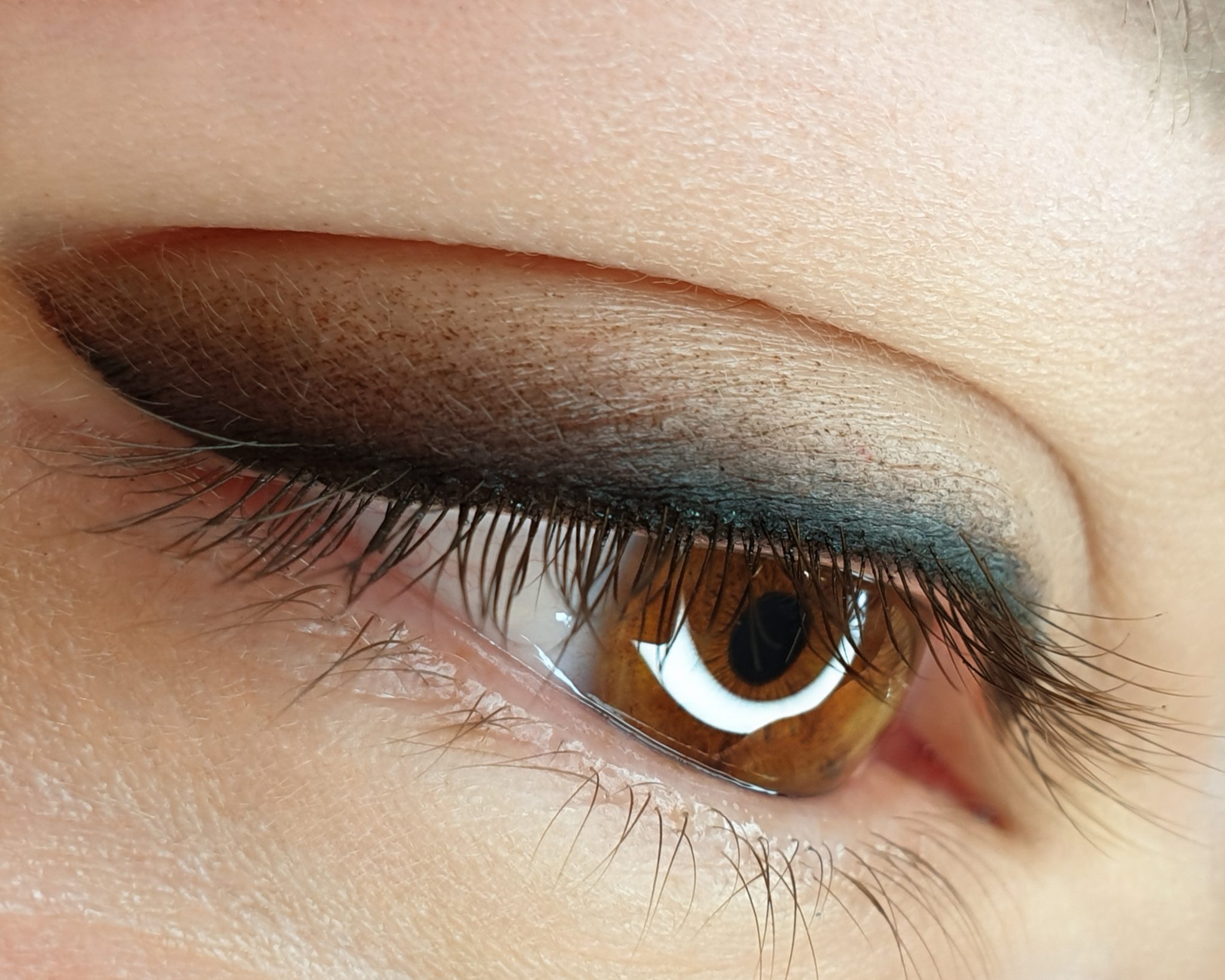 Tout sur le maquillage permanent des yeux - Blogue - Bizzbook